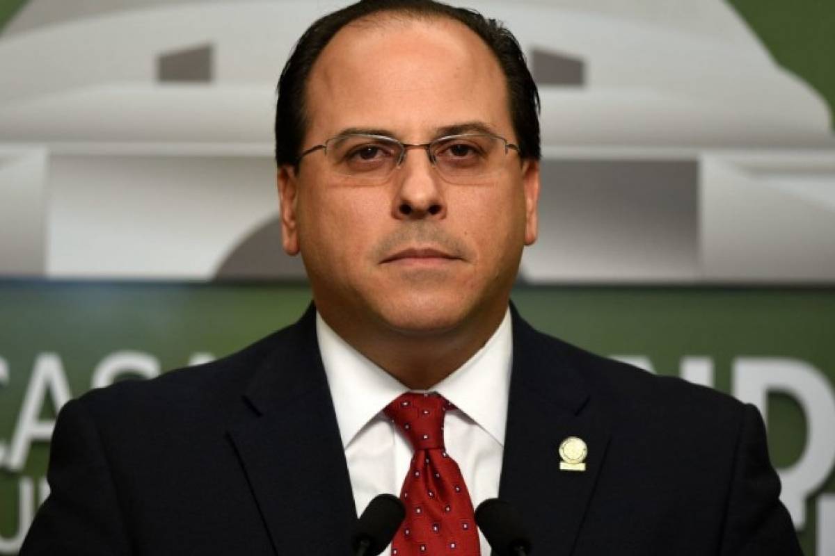 Escándalo político de Perelló podría costarle sobre medio millón de ...