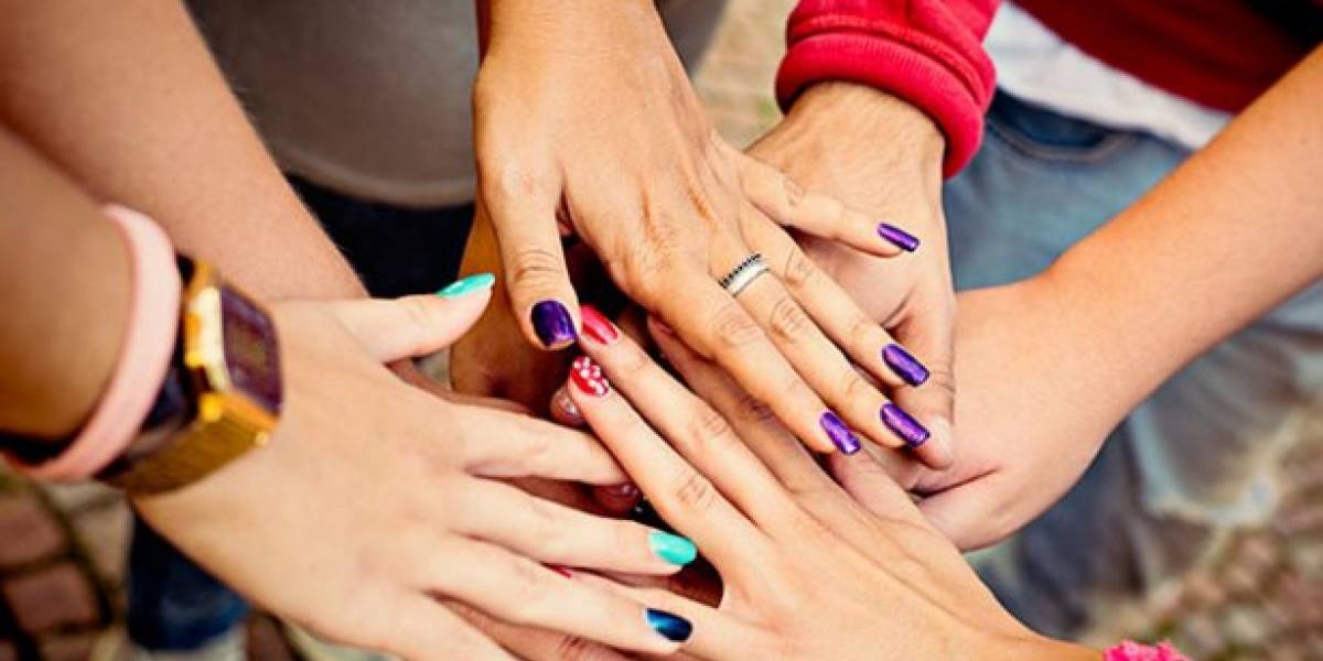 Cómo hacer un manicura en casa paso a paso | Nueva Mujer