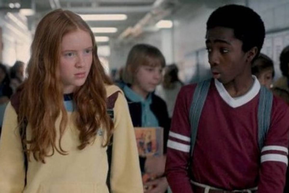 'Lucas' de 'Stranger Things' habló de su polémico beso con 'Max' | Metro