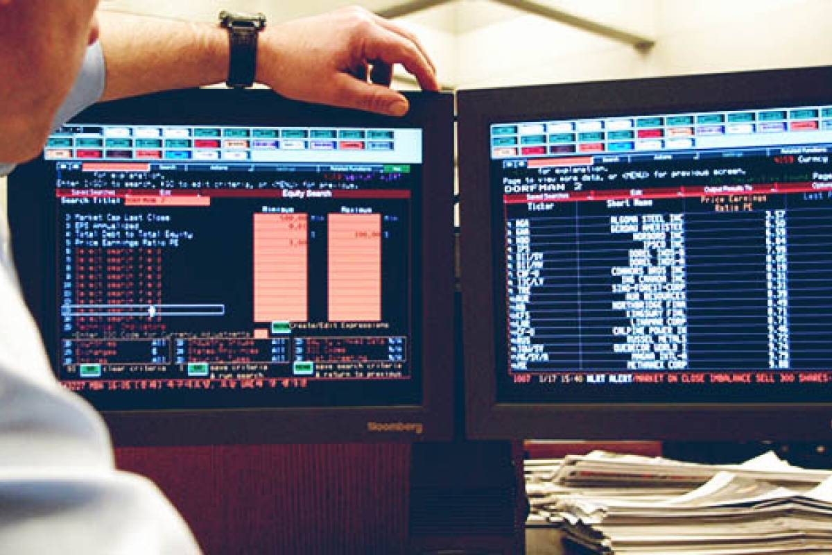 Bloomberg controla el mundo bursátil con su "terminal"