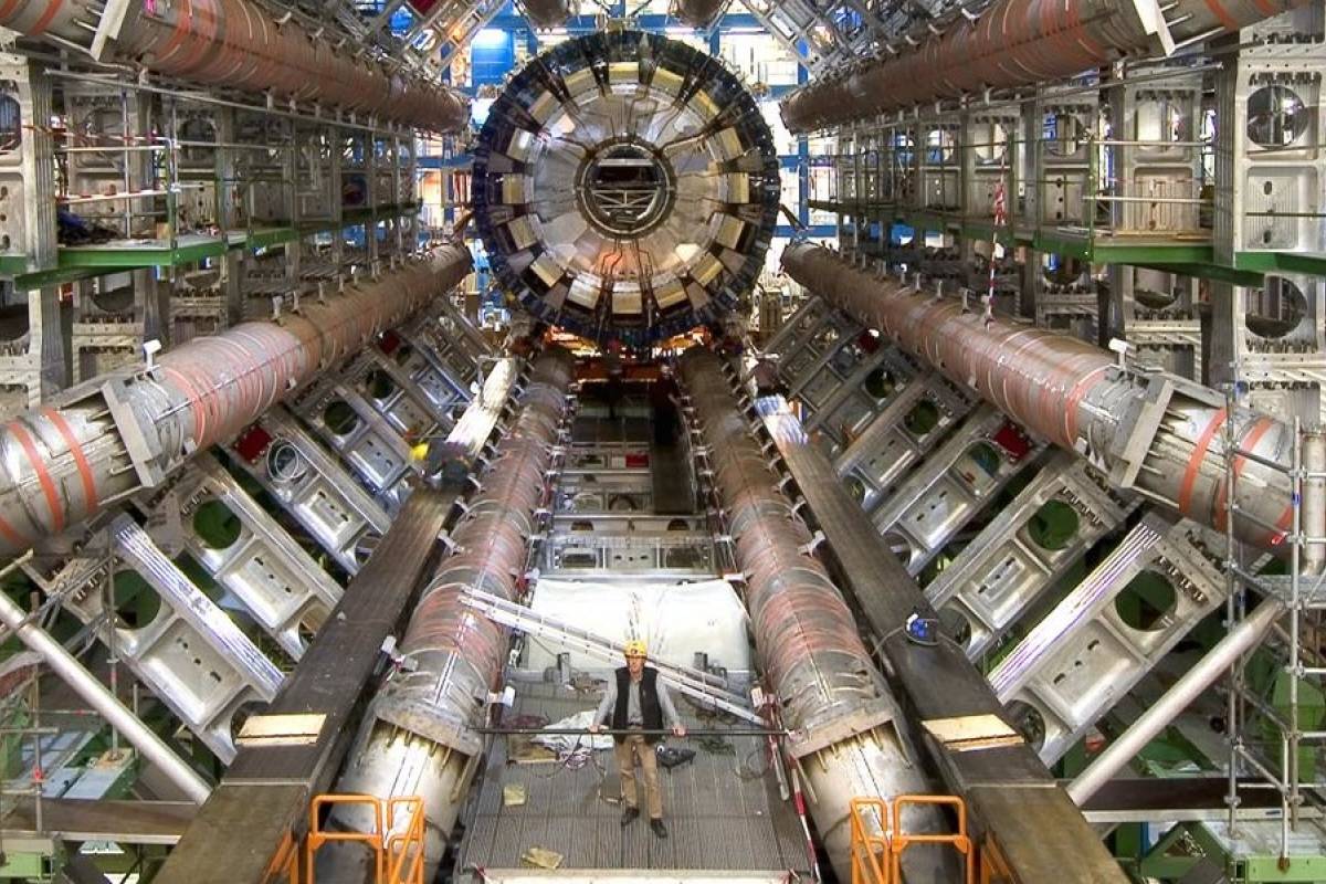 CERN abre sus datos y los libera bajo dominio público