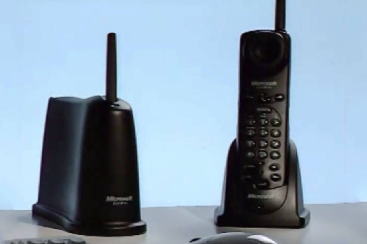 Este fue el primer teléfono de Microsoft pero tal vez no lo recuerdes