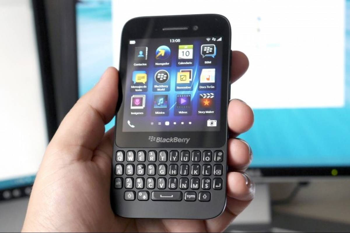 BlackBerry se enfocaría en las empresas, dejando a los consumidores