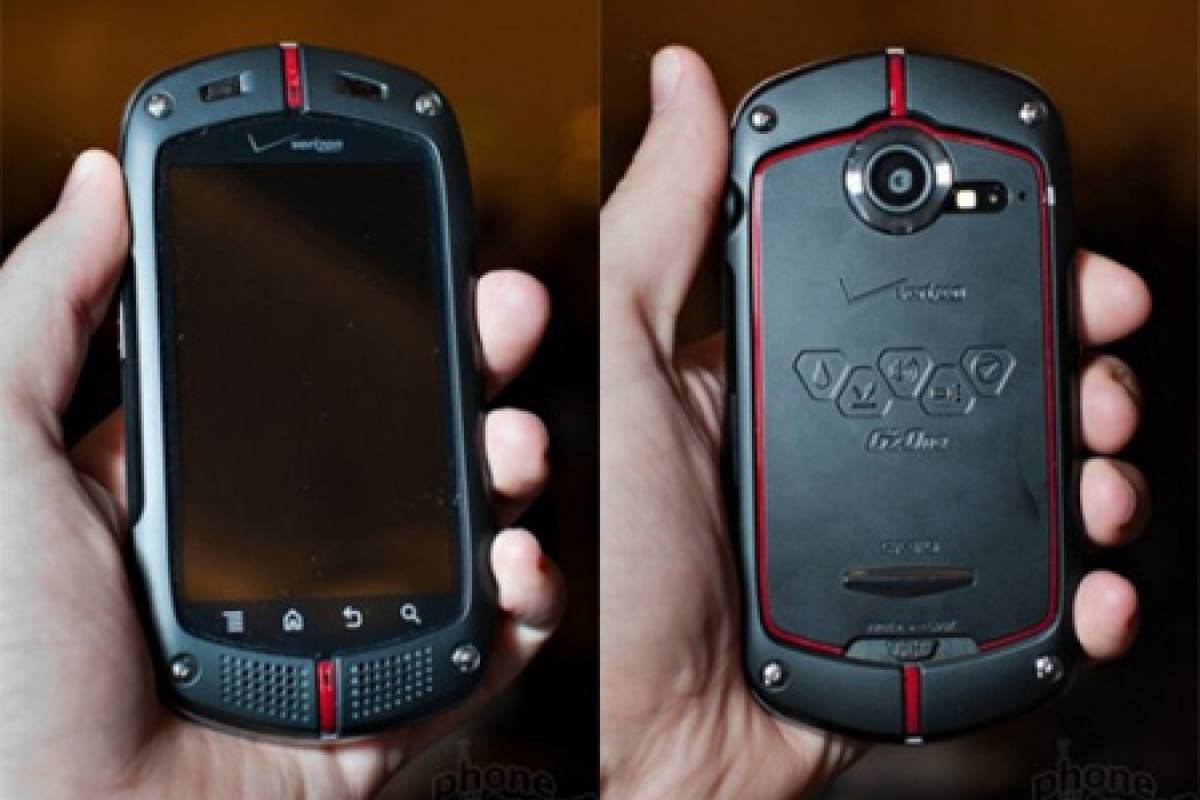 Casio Commando, un smartphone duro, muy duro
