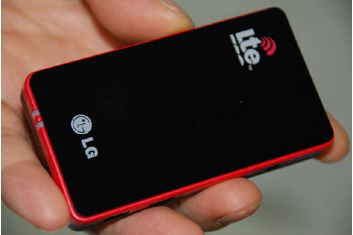 LG presenta el primer módem 4G
