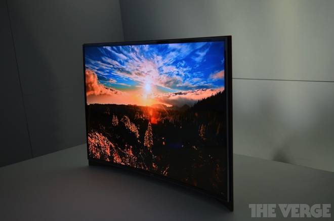 CES 2013: Samsung presenta la primera TV con pantalla curva OLED del ...