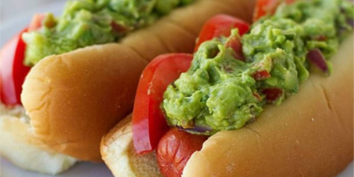 Prepara un completo chileno italiano - Sabrosía | Nueva Mujer