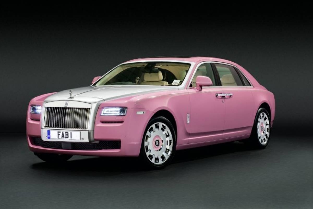 FAB1, el modelo rosa de Rolls-Royce contra el cáncer de mamas - Belelú ...