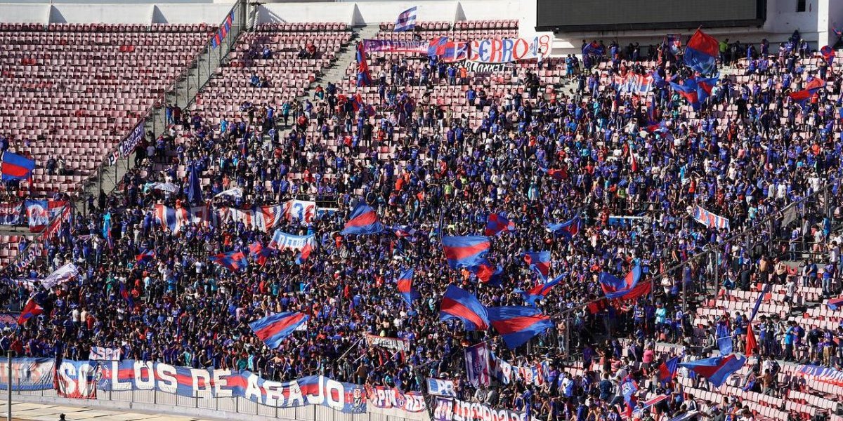 Minuto a minuto: La U tiene su tradicional Banderazo en la previa del ...