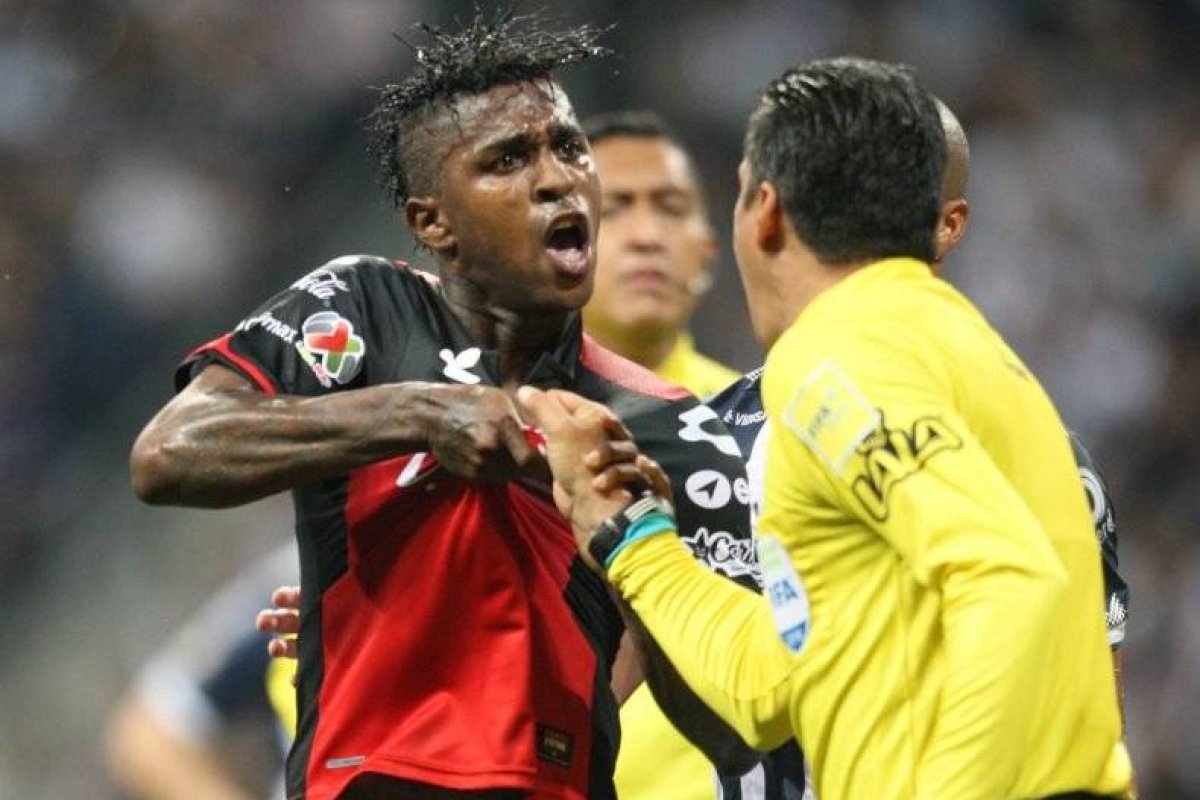 Marcos Quintero es suspendido cinco partidos por la FEMEXFUT ...