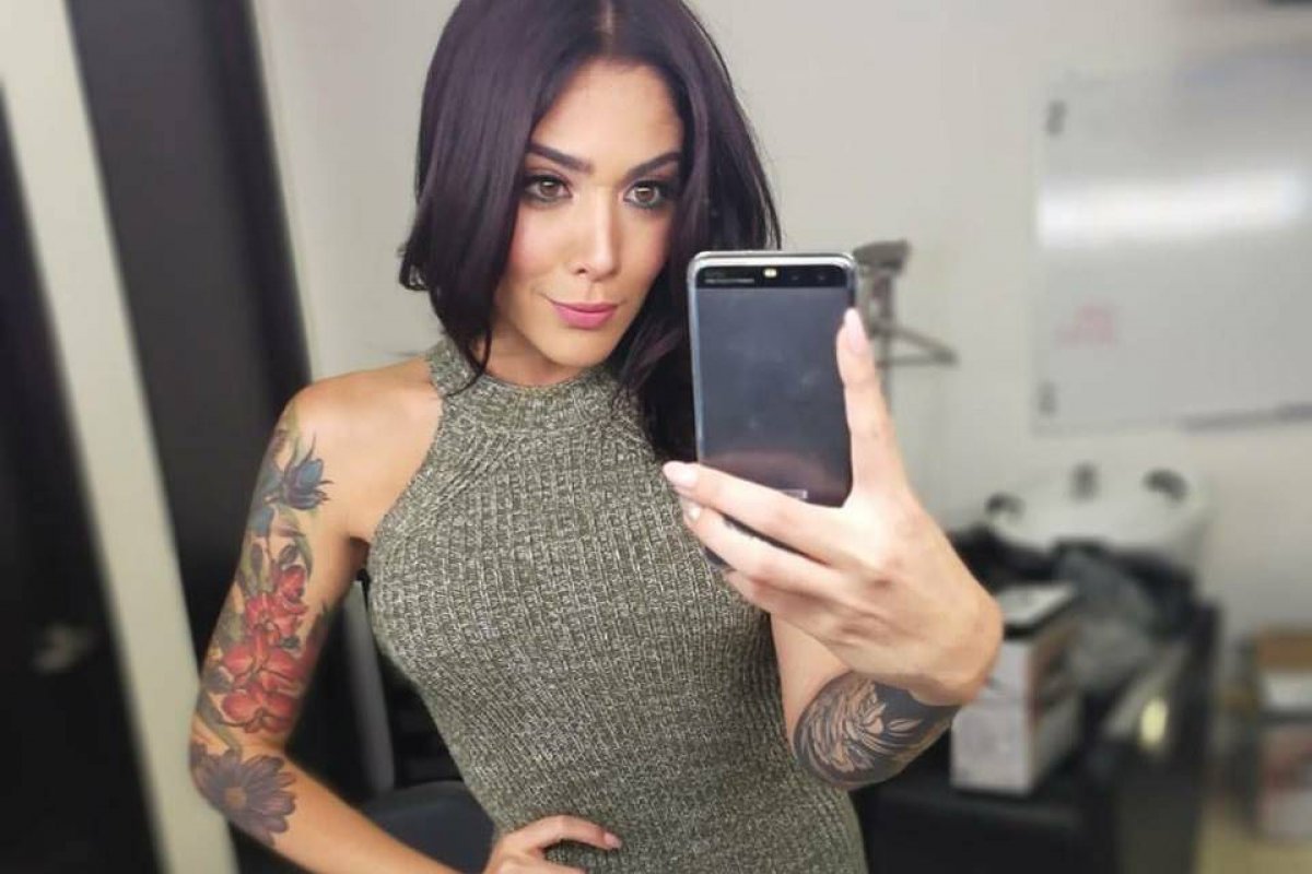 Conductora de Fox Sports realiza candente sesión de fotos | Publinews