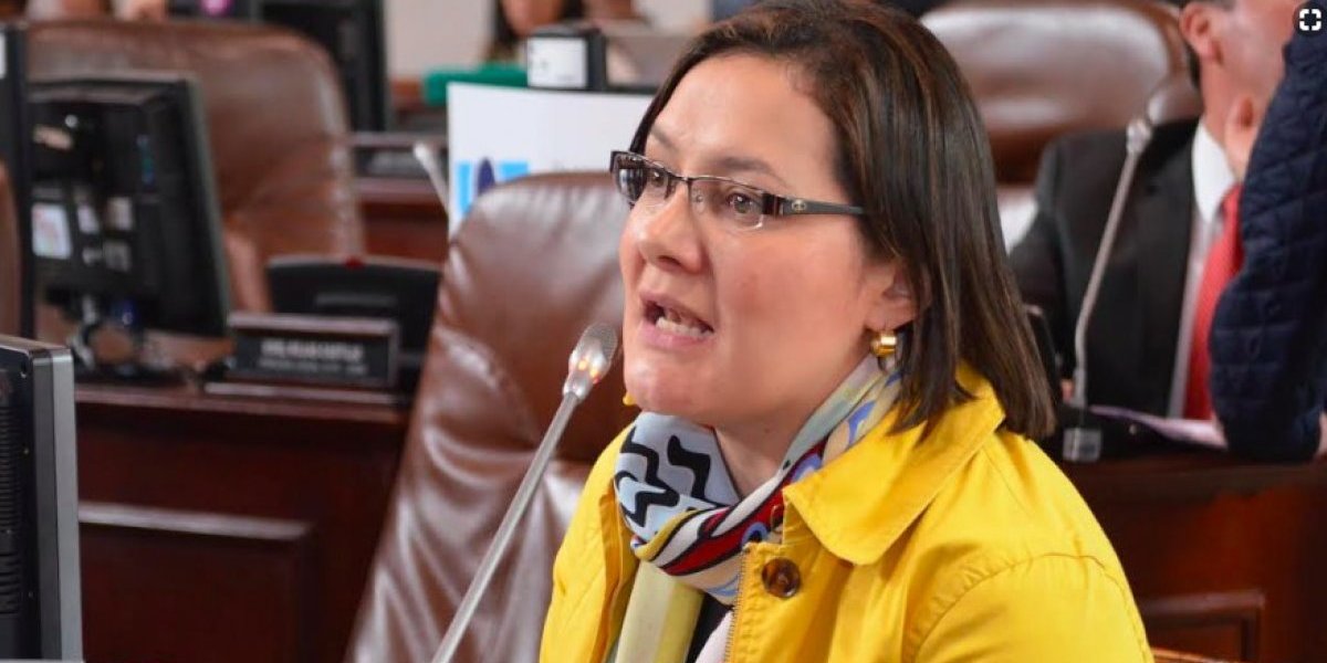 Entrevista Ángela Garzón: "“Llegó la hora de una alcaldesa en Bogotá ...