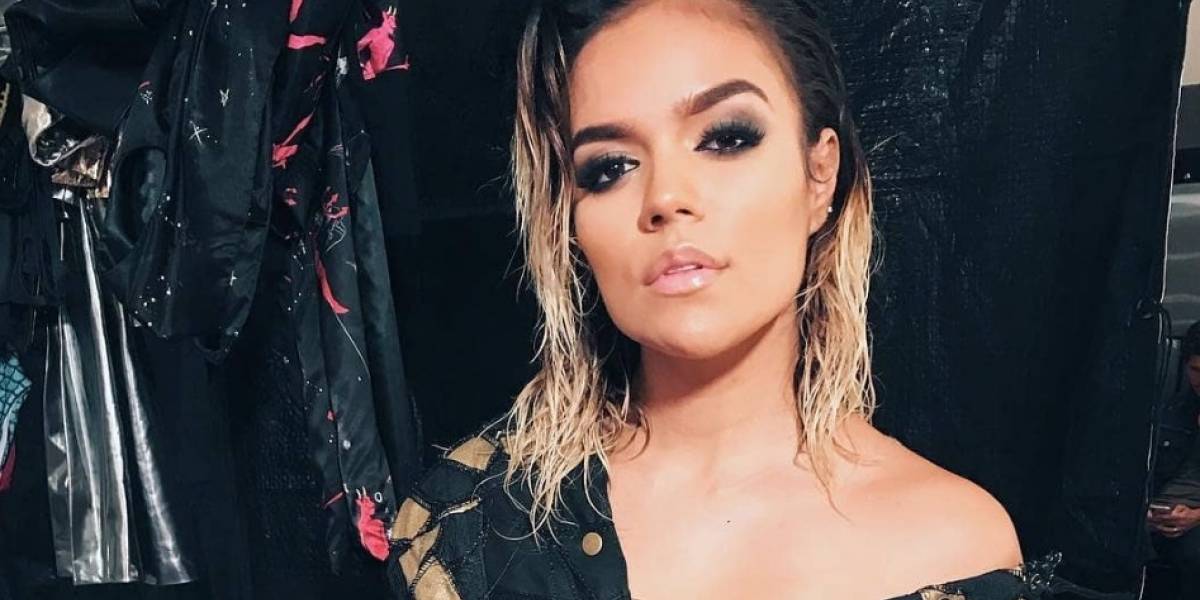 Karol G se luce con un sensual atuendo y sin maquillaje | Metro