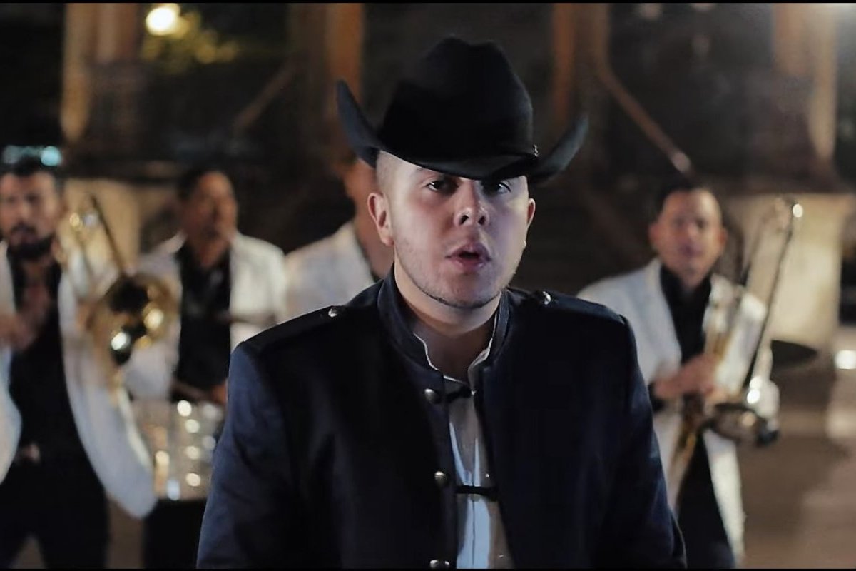 Asesinan al cantante de narcocorridos Alejandro Villa en Jalisco ...