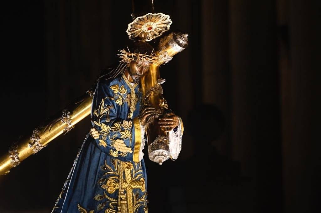 Jesús de Candelaria hace su recorrido entre devoción y fe | Publinews