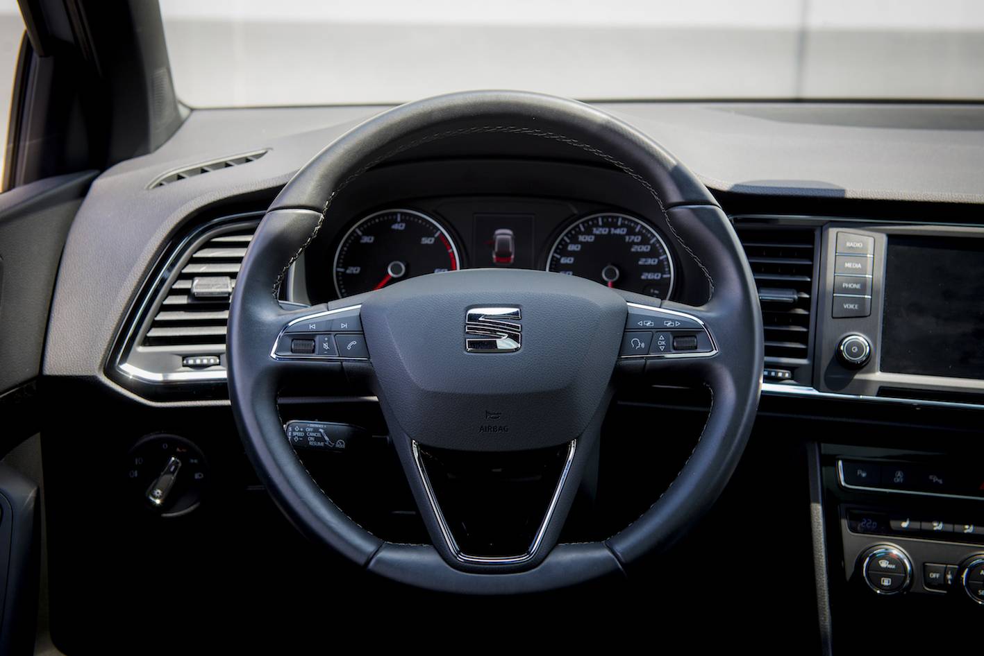 Mira cómo ha cambiado el volante de un auto en los últimos 50 años