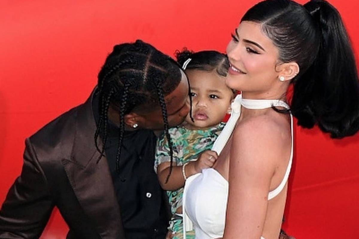 Travis Scott Look Mom I Can Fly: Travis Scott y Kylie Jenner revelan ...