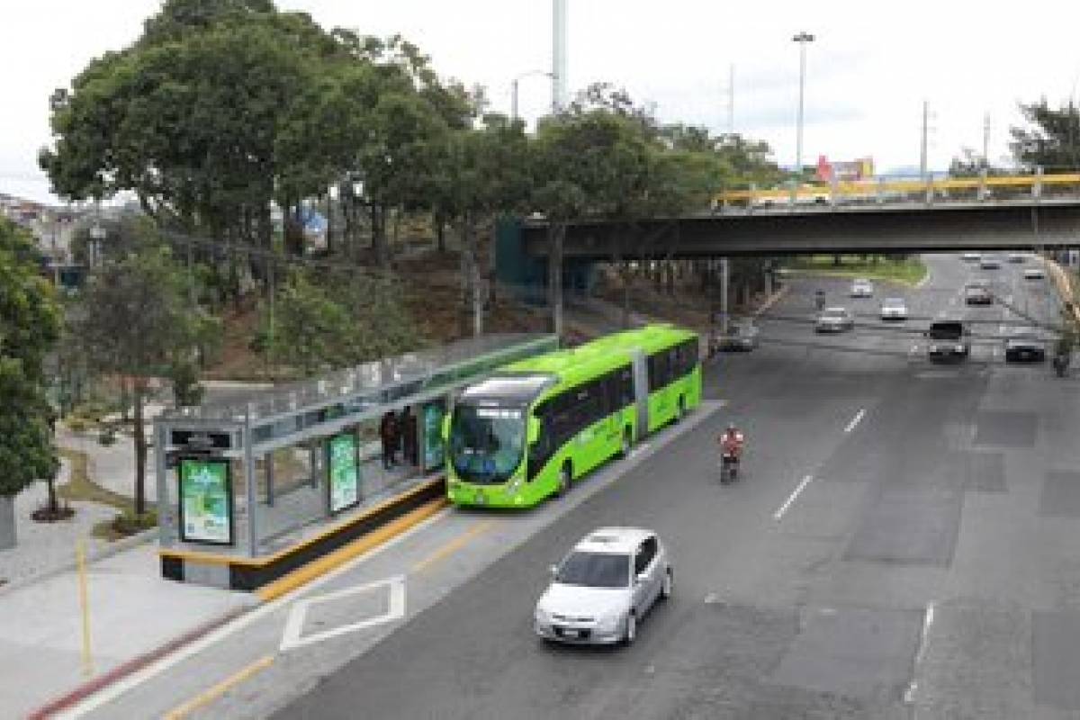 Línea 7 del Transmetro inicia funciones | Publinews