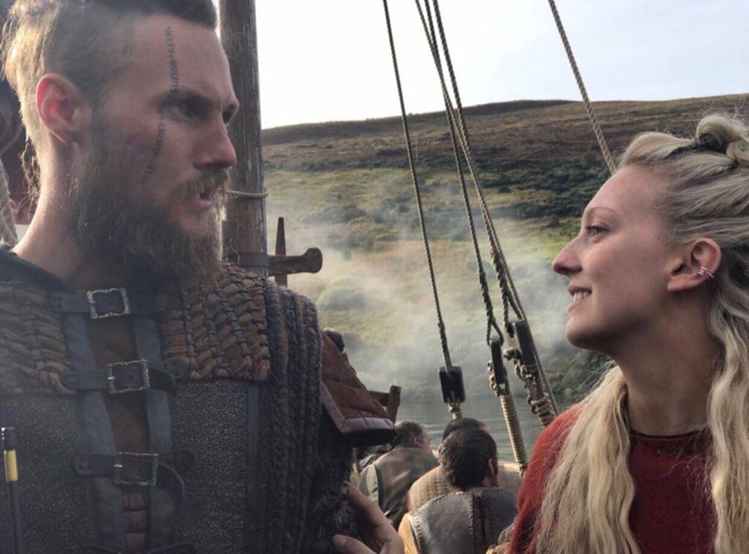 Vikingos: Las fotos de 'Torvi' que muestran su lado más sensual