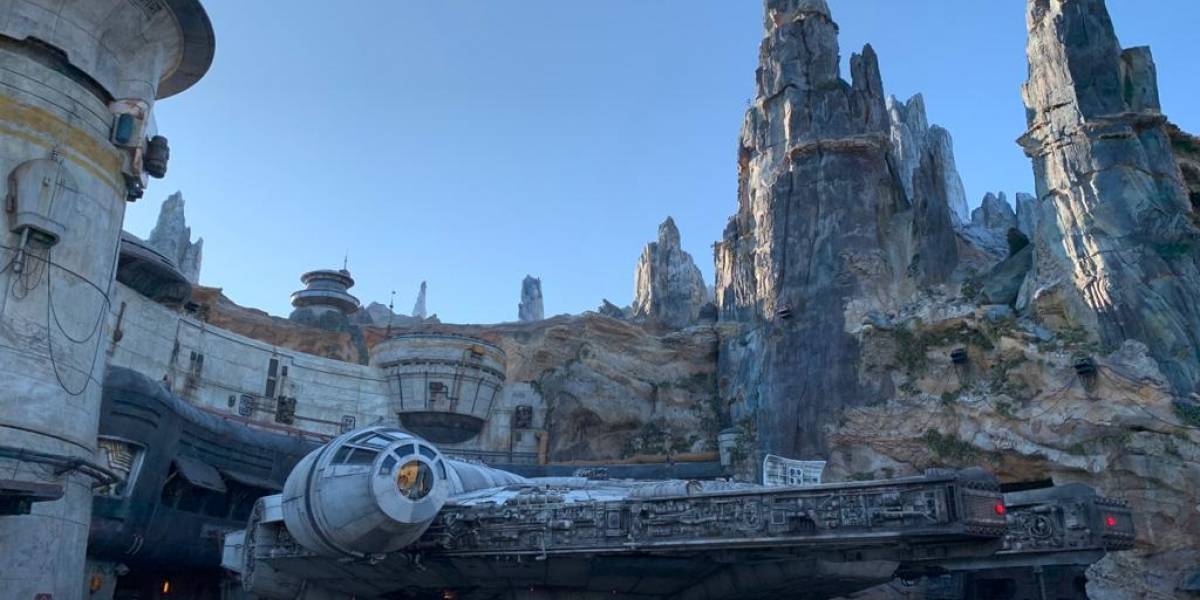 Recorrido por el planeta 'Batuu' de Star Wars: Galaxy's Edge | Metro