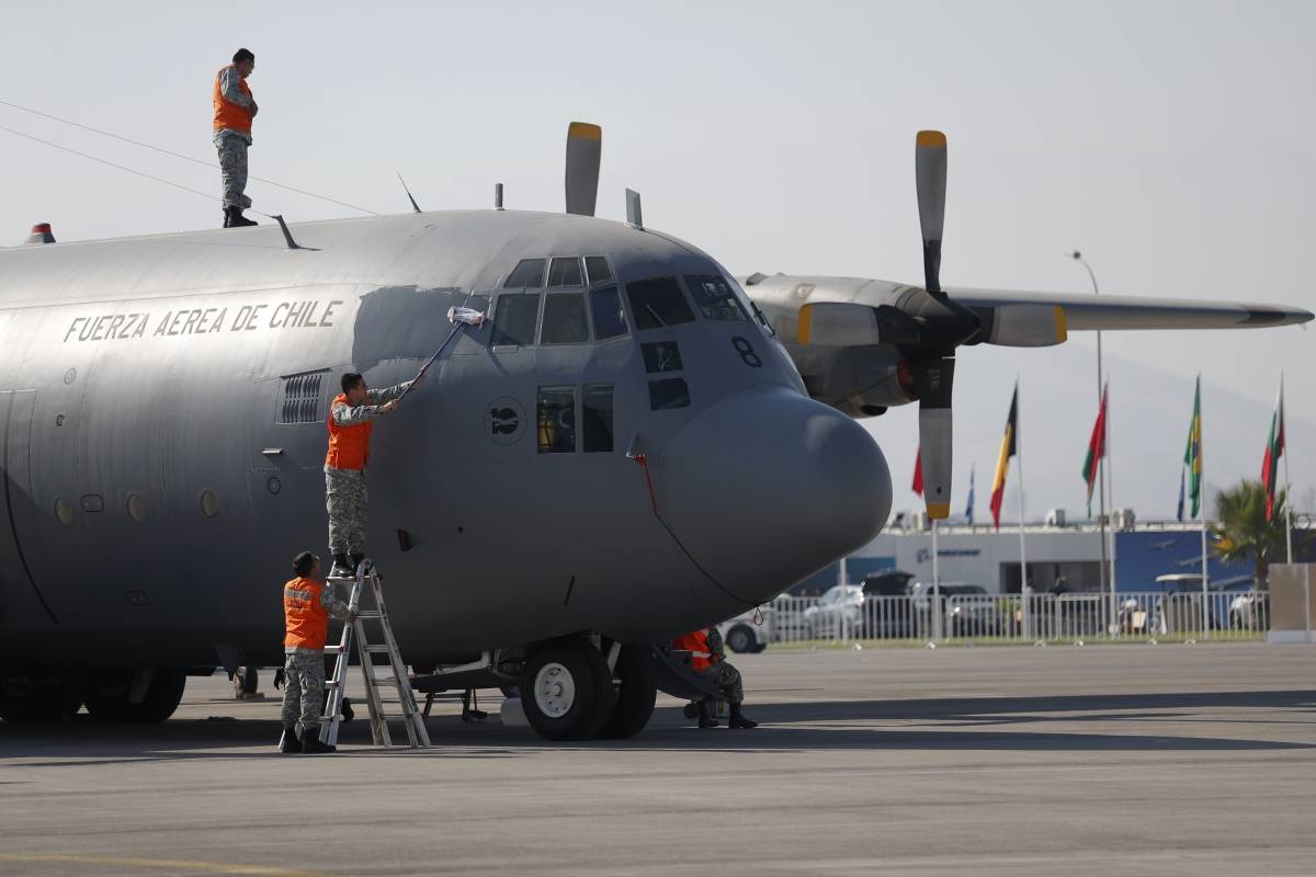 Espina por desaparición de avión de la FACh: "Vamos a hacer un esfuerzo ...