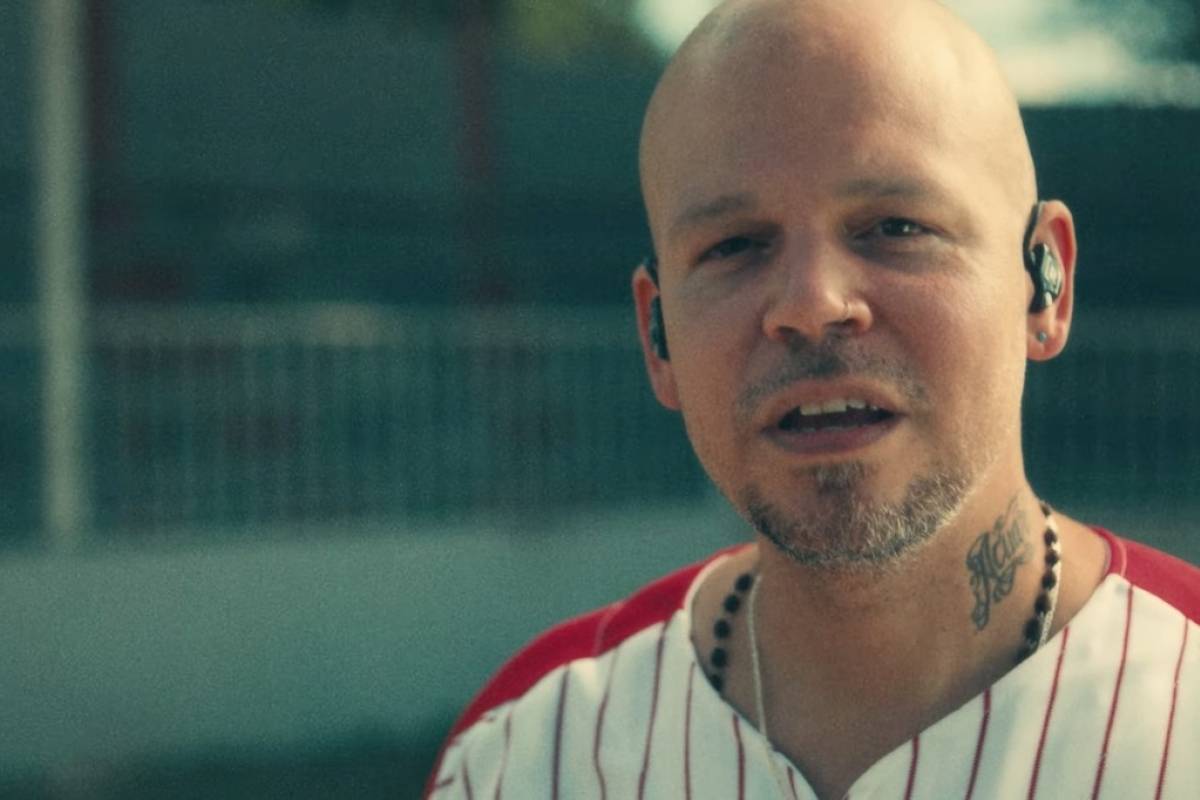 René Pérez presenta a su hijo Milo en nuevo video musical | Metro