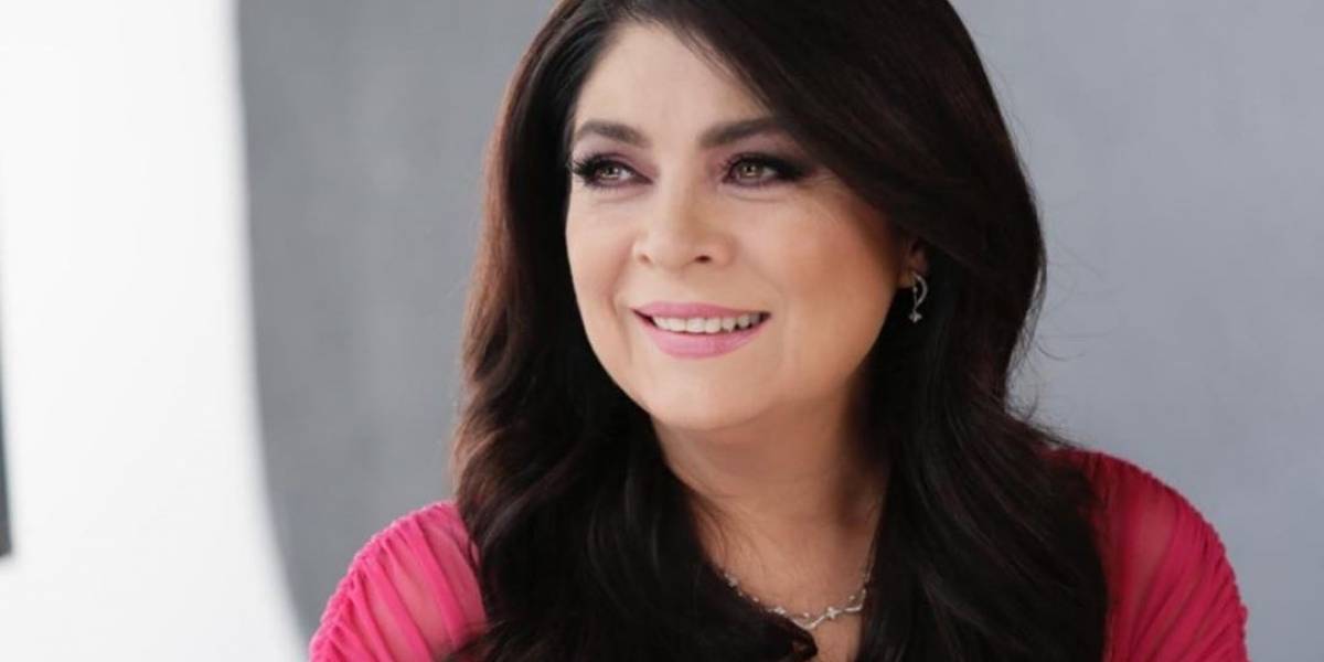 Las 5 veces en las que Victoria Ruffo ha contestado con elegancia ...