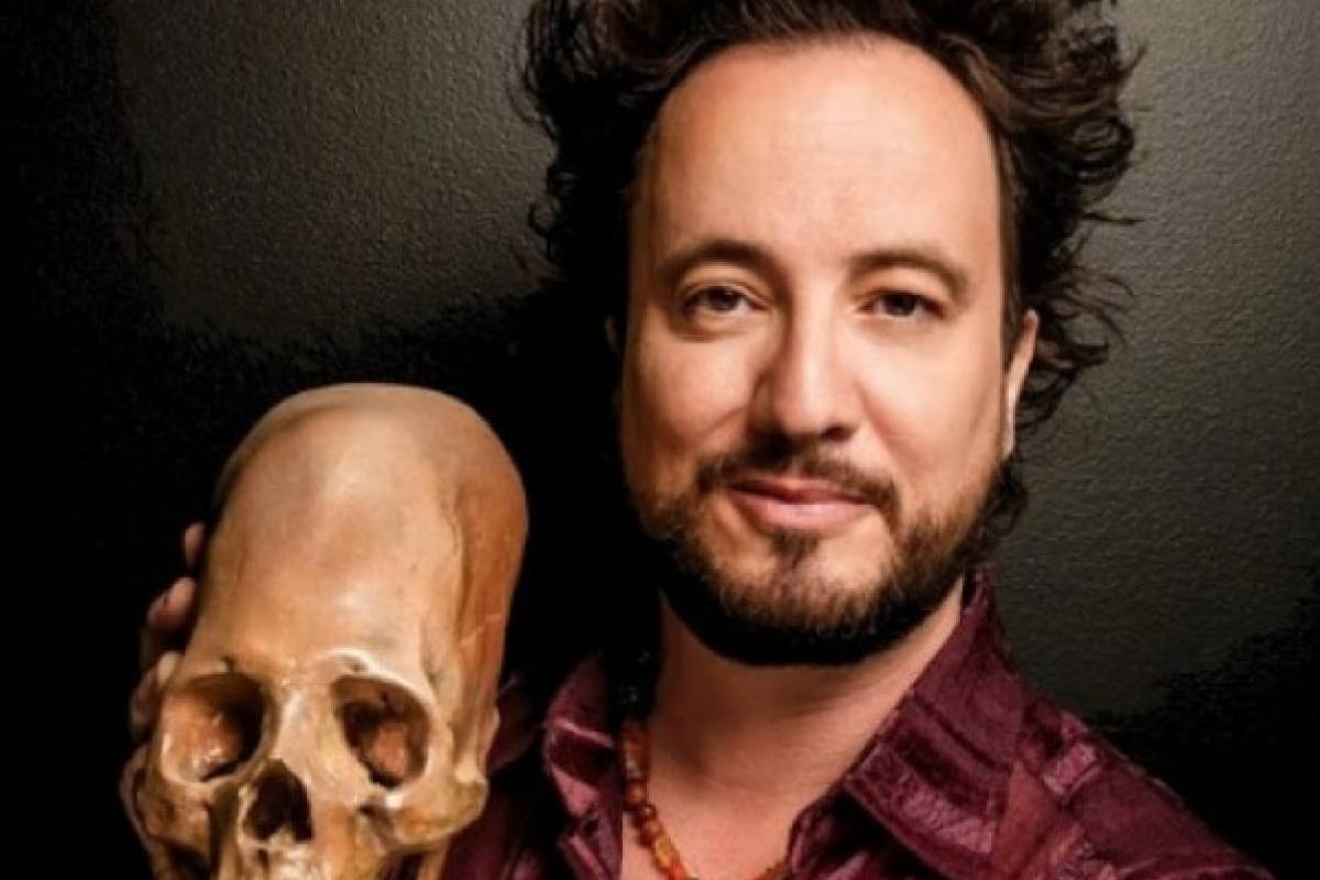 Giorgio A. Tsoukalos: “El universo es más fascinante cuando entendemos ...